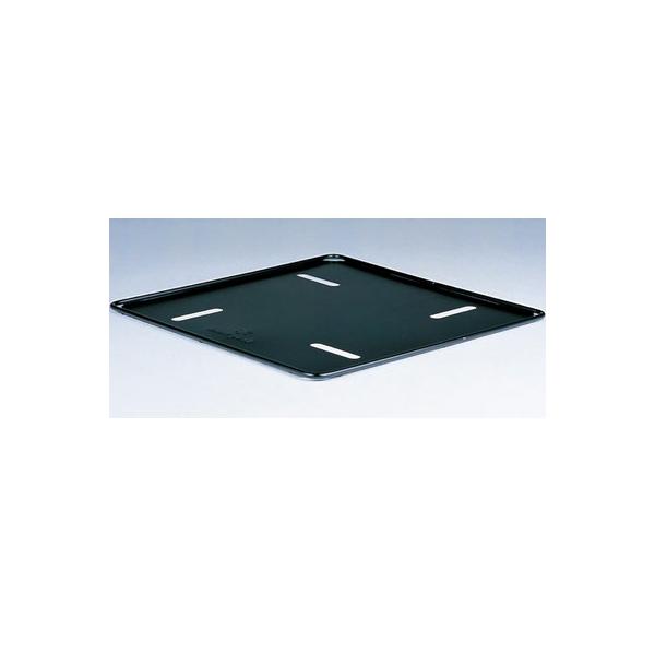 ベースプレートは,焚火台からこぼれ落ちる灰や放射熱から発生するダメージから地表を守ります.各サイズに合わせてSMLの3タイプを揃えています.サイズ：356X358X7mm材質：スチール黒塗装重量：1.3kg【爆買】