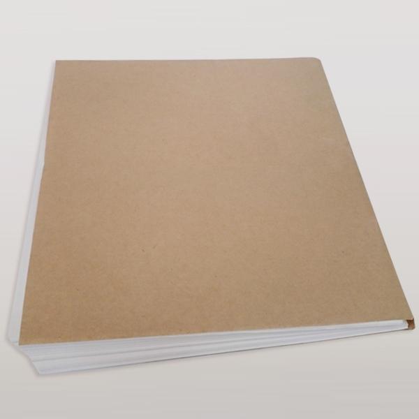 商品仕様■サイズ　　26.5cm×27.5cm（５００枚入り）■材質　　　紙■商品説明　切った蕎麦を包む専門紙です。1人前ずつ包むことで、生蕎麦の乾燥を防ぎます。使い方1、打ち粉を落とす。（打ち粉が付いたままだと風味を損ないます。）2、そば...