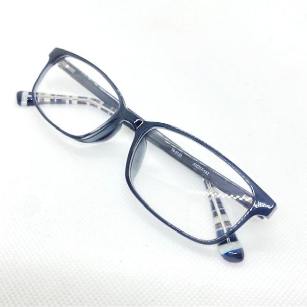 【発売日：2024年07月01日】サイズ　53　17-142＜材質＞TRメタル芯入り＜カラー明細＞ブラック / グレー◆別売りのレンズと組み合わせれば、用途がぐーんと広がります♪