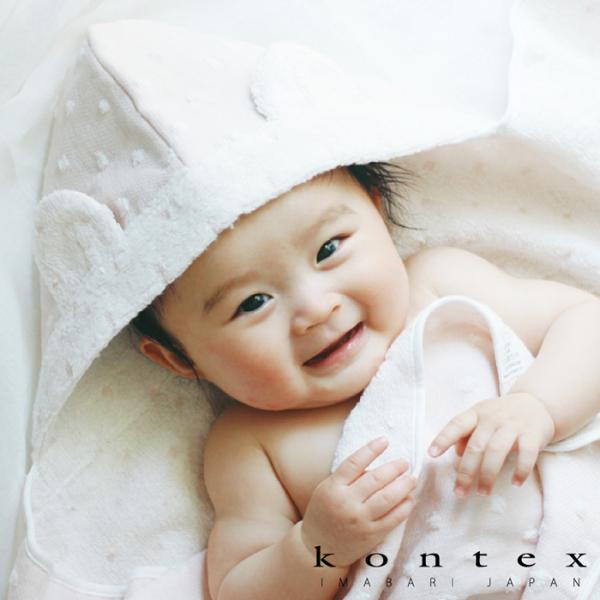 生まれてくる赤ちゃんのためのフードバスタオルが欲しいというママの声から生まれた小さめサイズのフード付バスタオルです。パイル部分に、オーガニックコットンの無撚糸を使用しています。ベビー商品の中でも抜群にやさしい肌触りで、吸水性にも優れているの...