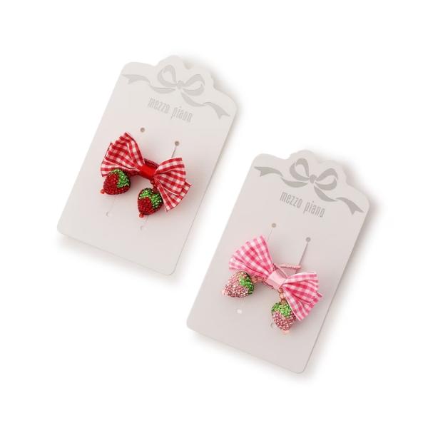 ギンガムチェックのリボンにキラキラのイチゴをぶら下げたヘアポニーです。アカ土台にはアカイチゴ、Lピンク土台にはLピンクイチゴと土台色に合わせてそれぞれのいちごの色を変えています。 シーズンテーマに合わせて欲しいアイテムです。■カラー：15L...