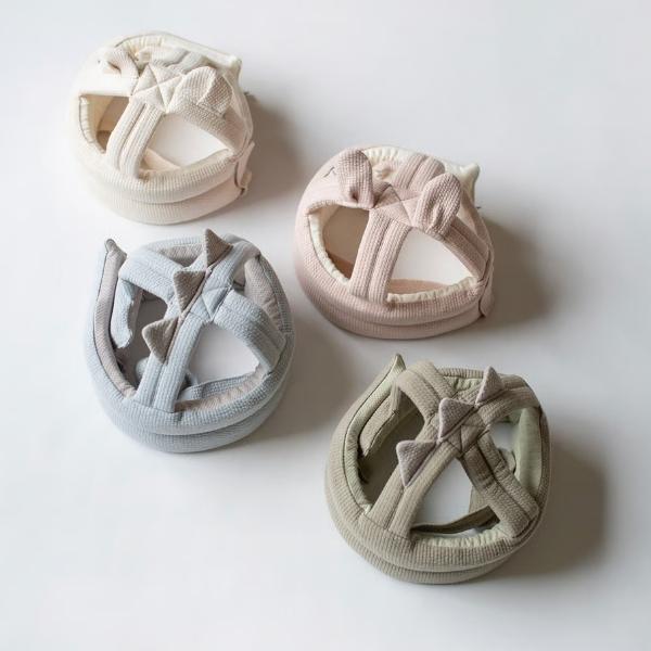 「普段使いにも、防災の備えにもおすすめ」赤ちゃんの頭を360度優しく守る、ベビーヘルメットです。 お座りや、つかまり立ちが始まった時期の赤ちゃんにおすすめ。弾力のあるやわらかクッションが、転倒時に頭を衝撃から守ってくれます。 災害など、焦っ...