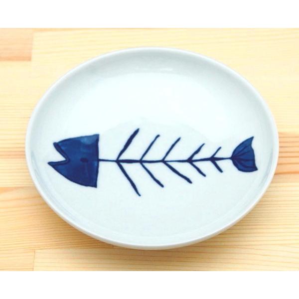 波佐見焼　日本製【neco皿　サカナノホネ】魚の食器 青い食器 皿 プレート 和食器 プレゼント 猫柄の食器