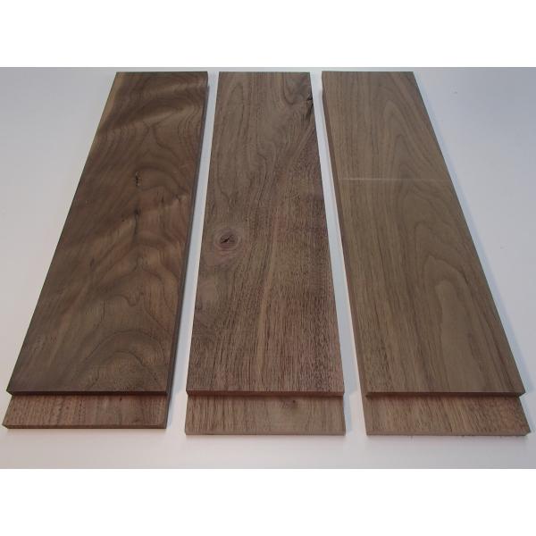 ・北米産の無垢材のブラックウォールナットです。・商品寸法　厚み約11mm×幅約120mm×長さ約400mm。・商品は,写真の通り6枚入っています。・天然木ですので、商品１点１点節の具合が異なっています。・天然木(無垢)ですので、工場出荷時に...