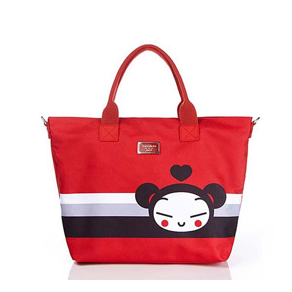 韓国のキャラクター「プッカ（PUCCA）」と、サムソナイトがコラボした、かわいいバッグです。脱着可能な肩掛け紐と、おそろいの可愛いポーチが付いています。サイズ：　縦33cm　×　横47cm　×　マチ14cm素材：　1200　Denier P...