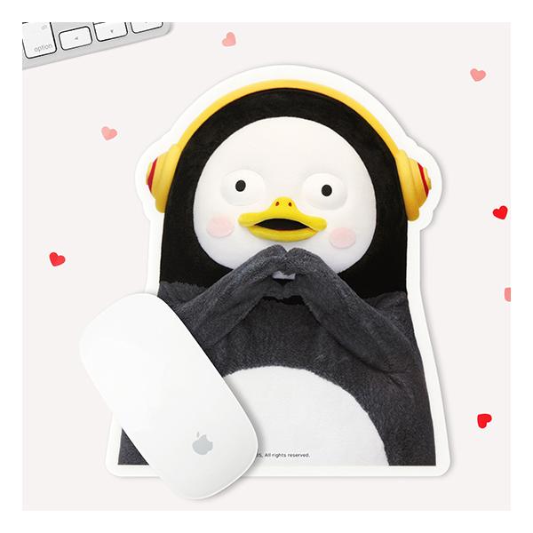韓国で人気のペンギンキャラクター「ペンス」のマウスパッドです。ペンスが、ハートの手（ソンハート）をしているポーズが、とってもカワイイです！サイズ：　21.8cm　×　18.3cm材質：　PVC、白色発砲ゴム製造国：　韓国