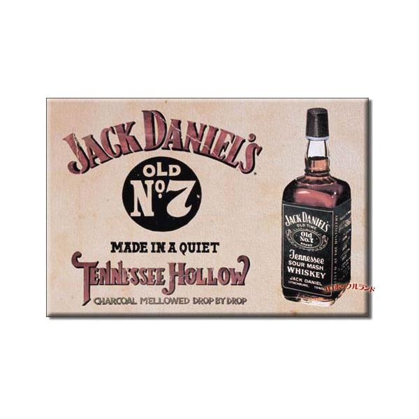 ＵＳＡ製のティン製マグネットです。シンプルなルート66からアメキャラデザインまで１００種類ほど販売しています♪錆びたように見える絵柄もすべてペイントによるものです。サイズ（約）：5.3cmｘ7.8ｃｍｘ厚2mm(2ｘ3インチ)／MADE i...