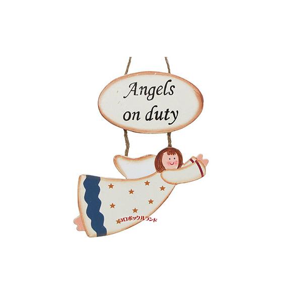 天使をモチーフにした木製壁掛です。軽量ですので押しピンなどでディスプレイできます。エンジェルの形やロゴが異なる４種類を販売しています。サイズ（約）：幅12.5cmｘ高15cm（壁掛ヒモ含まない）／USA輸入品木・ワイヤー／中国製ペイントムラ...