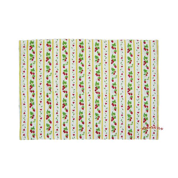ストロベリー柄のランチョンマットです。両面とも綿100%の柔らかい生地でリバーシブルでご利用になれます。コースター、ランチョンマット、カフェカーテン、のれんをピンク、イエロー、ブルーの3色販売しています。サイズ（約）：32cmｘ45ｃｍ／綿...