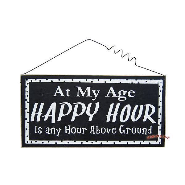 アメリカンな壁掛けウッドサインです。メッセージや色の異なる50種類を販売しています。厚みのある天然木にペイントされていますので存在感、抜群です！サイズ（約）：幅30cmx高14cmｘ厚2cm／箱なし／USA輸入品商品毎で幅や高が1cm前後、...