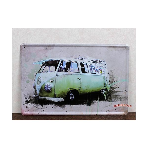 アンティークデザインのブリキ看板です。（新品）サビたように見える部分もプリントデザインです。ルート66やフラッグ、バイク・車など20種類以上のデザインを販売しています。リム部分が立体的に加工されています。また中央部分が少し盛り上がるように四...