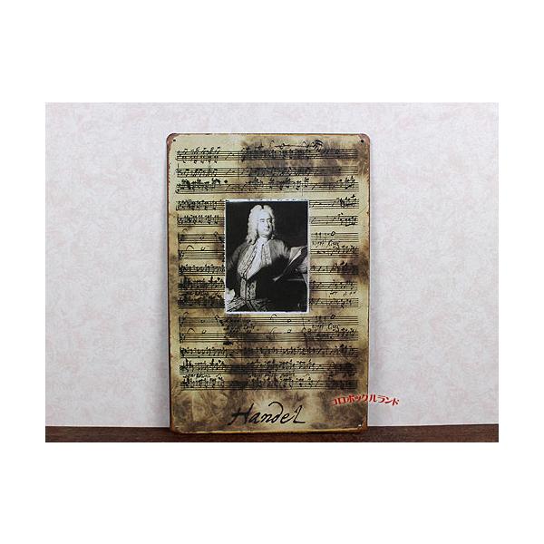 アンティークデザインのブリキ看板です。（新品）サビたように見える部分もプリントデザインです。ルート66やフラッグ、バイク・車など20種類以上のデザインを販売しています。サイズ（約）：30cmｘ20cm（A4サイズ）／中国製デザイン：HAND...