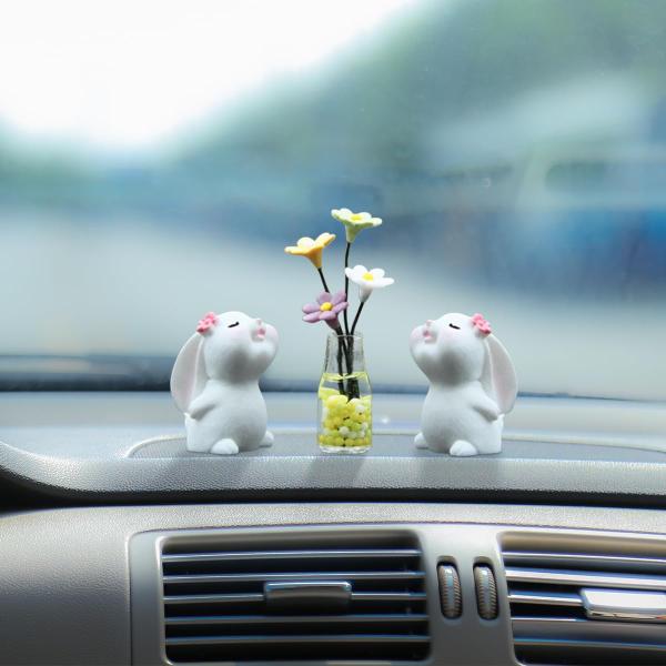 商品名:  Set of 3 Cute Mini Bunny and Daisy Flower Vase Car Dashboard Decoration, Adorable Car Rearview Mirror Charm Orname...