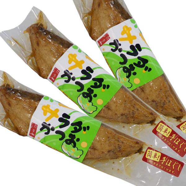 名称 : サラダかつお（焼き鰹）3本原材料 : かつお（国産） 内容量 : 3節 賞味期限 : 商品裏面記載保存方法 : 直射日光、高温多湿を避けて常温で保存製造者 : 浜吉ヤ 高知県土佐市宇佐町1716 販売者 : 興洋フリーズ株式会社　...