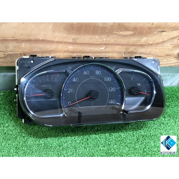--- 商品詳細 ---　26F3005ダイハツ　ムーヴ カスタム　LA100S　スピードメーター　走行距離：90,090km　品番：83800-BA070** 状態 **中古品ですので、使用感あります。小傷・スレ・汚れあります。見落とし、...