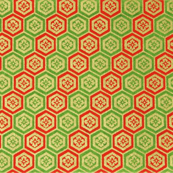 商品説明柄名：花亀甲華やかな友禅文様を、多色刷りの技法（スクリーン印刷）で和紙に印刷しています。小物作成等に、数種類揃えたい場合に便利な、A4サイズ。【商品仕様】品番：CZ-8005-2-A4寸法：297×210mm内容：-素材：越前和紙個...