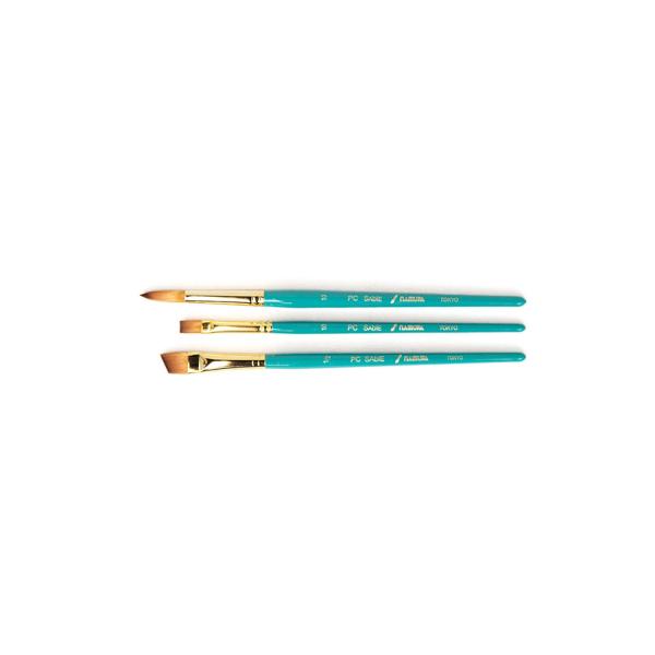 セーブル(イタチ)に近い描感をナイロンで再現しお求めやすい価格となっています絵の具の含みがよく弾力があり穂先のまとまりに優れており、ペインティングクラフト、アクリル画デザインなどに使われ、細筆はネイルアートにも利用いただいておりますまた短軸...