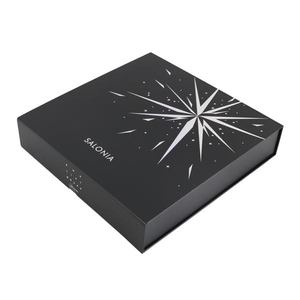 【商品名】【数量限定】ギフトBOX誕生。大切な方への贈り物に。ギフトボックスSALONIA サロニア 美顔器 EMSリフトブラシ 3Dケア SAL24305BK【商品説明】●美しさをグレードアップする。ハイパワーの本格3Dリフトケア　※EM...