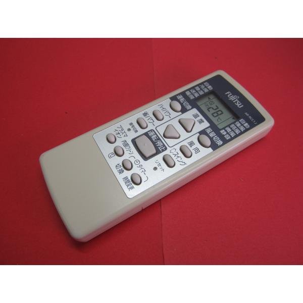 ●中古商品ですので、商品各個体の状態は全て違いますので、当方は画像の使いまわしはしておりません。●全ボタン赤外線の発信確認しております。●電池ボックス内サビ等無く綺麗です。