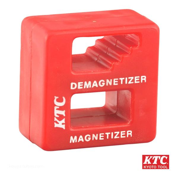 ●名称：マグネタイザ●メーカー：KTC：京都機械工具●型番：AYG-1●JANコード：4989433614823●ドライバー＞ドライバーホルダ、マグネタイザー●仕様：サイズ(mm)：52×30×52●特長：ドライバの軸など、棒状の鉄製品の着...