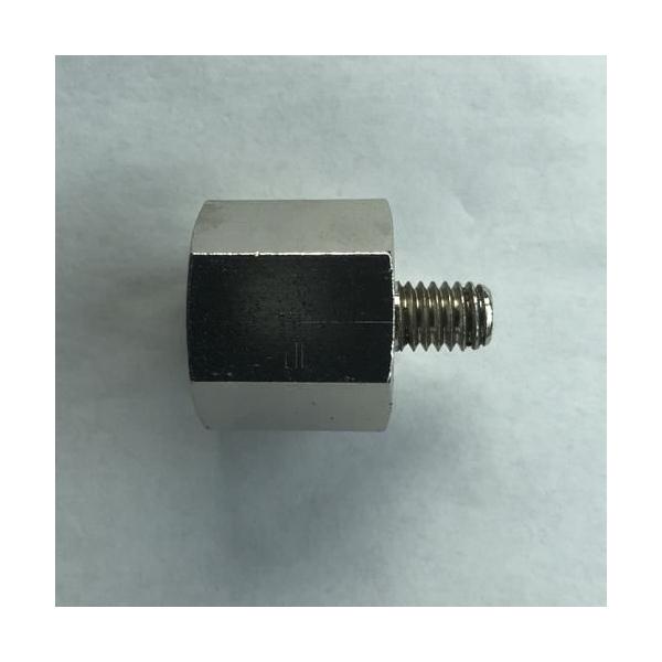 "●メーカー…シマテック（simatec）●型番…ST10220●ねじサイズ…M6●材質…真鍮（ニッケルメッキ）●サイズ(mm)…D：M6、H：8、L：24、SW：17●重量…20.5g●使用温度範囲…−20〜55℃●給湯器取り付けの際、ネ...