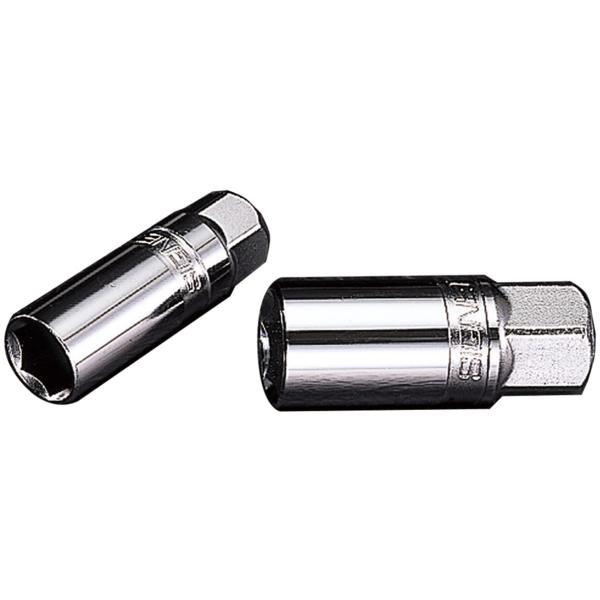 ●差込角(SQ)：1/2●サイズ(inch)：5/8●全長(L；mm)：64●先端部外径(D1；mm)：23●差込部外径(D2；mm)：21●ソケット深さ(T；mm)：20●ミラー仕上げのメッキが美しいプラグ専用のソケット。●ゴム式。… 工...