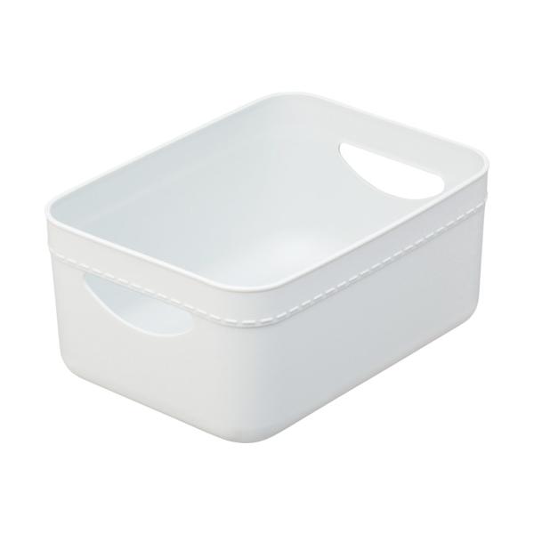 "●柔らかめPEを使用し、布のような柔らかいソフトな触感に仕立てました。<br>●布地を連想させる粗目のシボを採用し、マットな印象でナチュラルインテリアともマッチします。<br>●布製品特有のステッチデザインで柔らか...