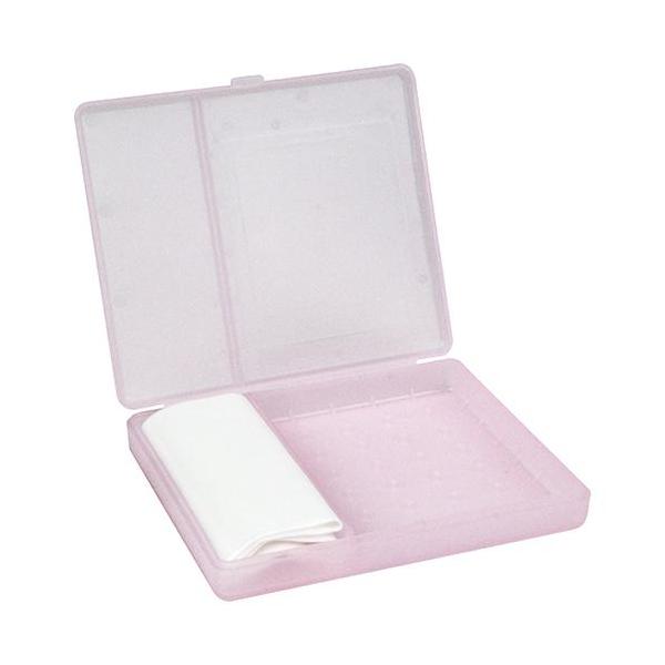 ポケットにも入る薄型スケルトンケースです。[用途]チョーク用収納ケース。[機能]チョークが5〜6本収納可能なチョークケースです。お手拭き付なので、チョーク使用後の気になる指先汚れをいつも清潔に保てます。底の転がり止めはチョークの保護にもなり...