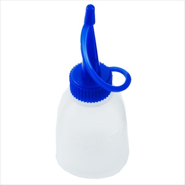 世界初の油さしです。[用途]油さし。[機能]水・薬品・接着剤などにも最適です。やわらかな肉厚ビンで復元性抜群です。[仕様]●容量：35ml。●ノズル長さ：5.2cm。●ミシン型。[材質]●ノズル：ポリエチレン。●ビン：ポリエチレン。[注意事...