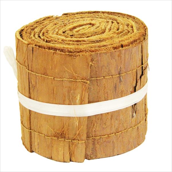 樹幹と支柱の接続部分の保護材です。[用途]緑化樹用テープ。[機能]天然杉皮を使用しています。[仕様]●10cm×4m。[材質]●天然杉皮。…