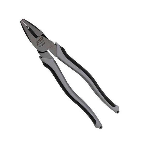 電気工事、土木、建築、機械組立修理から一般家庭でのDIYまでご使用いただけるオールラウンドモデルです。[用途]電気工事、木工・金工作業、機械部品の組立・修理等。[機能]軽量強靭、大変使いやすいペンチです。独自開発による特殊鋼を使用しています...