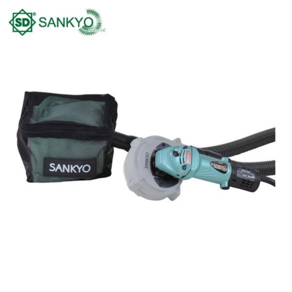 三京 ディスクグラインダー用パーツ|特長:コンクリート研削作業時、集じん機を使わずに90%以上の集じん率で効率よく粉じんを収集します。