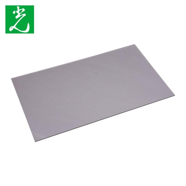 光 樹脂素材|特長:耐候性、透明性が高くて光沢が美しい、加工のしやすいアクリル板です。 ガラスより軽量で割れにくいです。