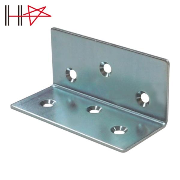 ・2mm厚のパワフル金物でベンチやテーブルの外回りの重量物が造作できます。・座彫りが施されているので、ツライチ施工が可能です。・2×4材の繋ぎ合わせに。・木と木を90度に固定。・板厚(mm):2・穴径(mm):5・色:無地・W(mm):80...