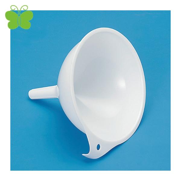 特長●液体の移し替えに便利です。