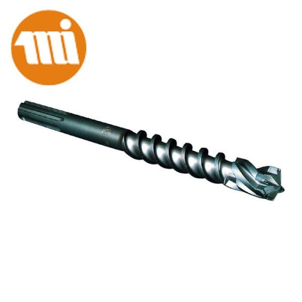 ミヤナガ コンクリートドリル(SDSmaxシャンク)|特長:穿孔による引っかかりや衝撃が少なく、安定した穿孔が可能です。 長時間の使用でも体への負担が少なく、疲れを軽減します。 真円に近い穴あけを実現しました。