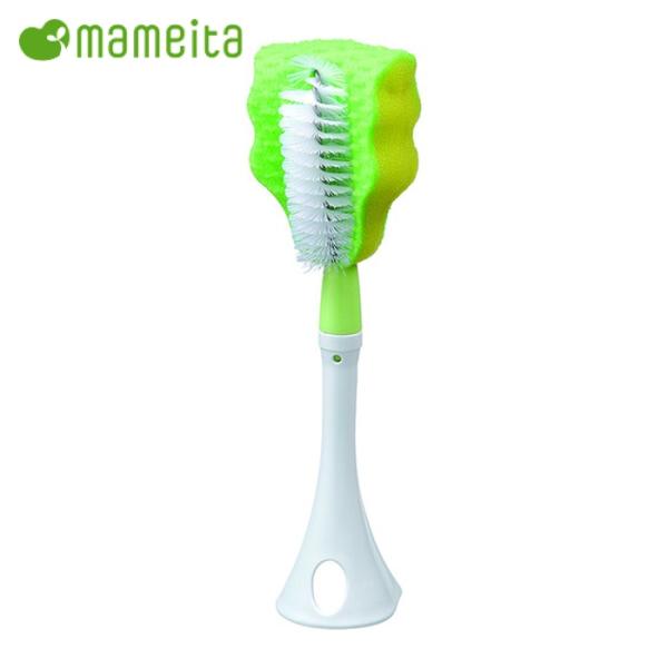 まめいた ハンドブラシ|特長:今までになかった形状です。 洗いにくかったフードポットやタンブラーの底のスミまでしっかり洗えるスポンジブラシです。 スタンディングハンドルなのでサッと立てられます。