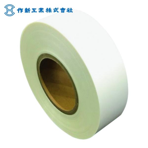 SAXIN 超高分子量ポリエチレンテープ|特長:ニューライト粘着テープは超高分子量ポリエチレンを基材とした工業用テープです。 耐摩耗性、低摩擦性、耐衝撃性、離型性に優れています。 優れた耐摩耗性と低摩擦性から、摺動部材として幅広く使用頂けます。