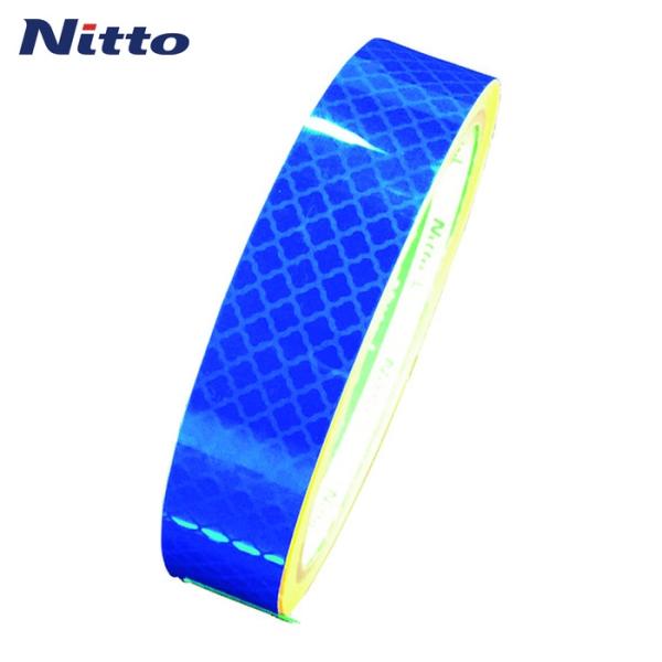 特長●プリズムレンズ型反射テープです。●夜間の視認性は、従来のガラスビーズ型と比較すると約7倍の明るさを保持します。●屋外耐候性10年の長期グレードです。用途●主要道路の規制標識や警戒標識に。●視界誘導標識に。