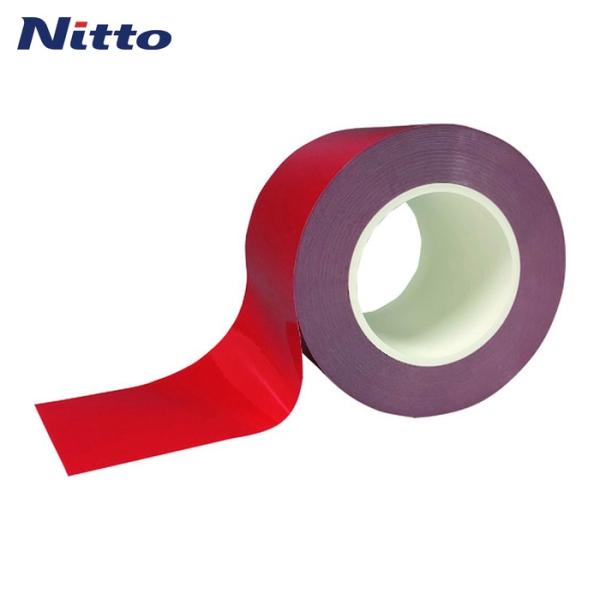 ニトムズ ラインテープ|特長:耐久性に優れ、環境に優しく、作業性も抜群のラインテープです。 はくり紙が無く、長巻なので長い距離でも貼りやすく作業効率が上がります。 耐油性に優れています。