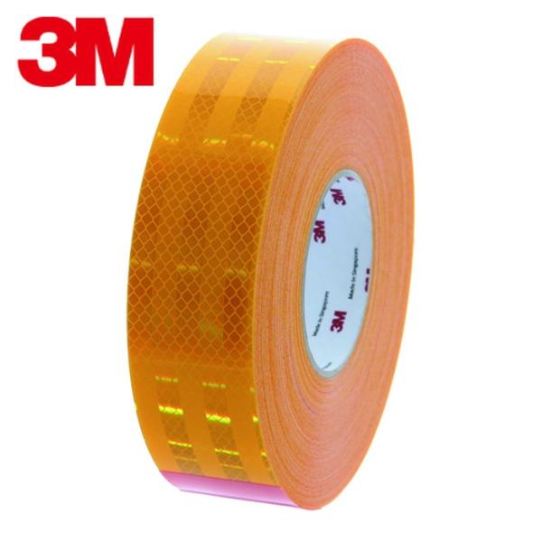 3M 反射テープ|特長:通常の約10倍の輝度(当社製品比較)があり、広角特性にも優れているため、斜め方向からでもはっきりと視認でき、安全確保に効果的です。 最初の反射性能を長期間維持する耐久性を持っています。 ECE R104の認証を受けた...