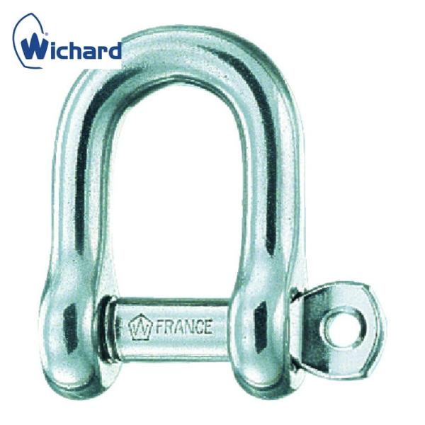 Wichard シャックル|特長:チタン(TA6V)製で、ステンレス(SUS316L)と同等以上の強度かつ約40%軽量です(メーカー内比較)。 鍛造して作られたチタン製シャックルは非常に頑丈です。 海水などに対しても優れた耐食性があります。