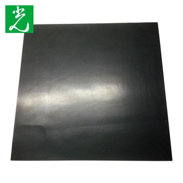 光 天然ゴム素材|特長:耐摩耗性に優れています。 弾力性が良いです。 機械的性質が良いです。