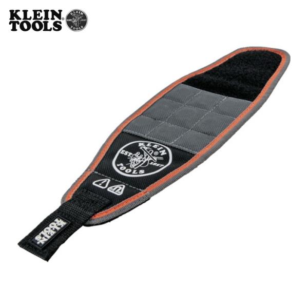 KLEIN マグネットツールホルダ|特長:強力なマグネットによりビスやネジ、ナットなどの細かいパーツを手元に保持できます。 バンド部はマジックテープ式のためさまざまな手首の太さにフィットします。 表面は防弾繊維素材で耐久性が高く、裏面はメッ...