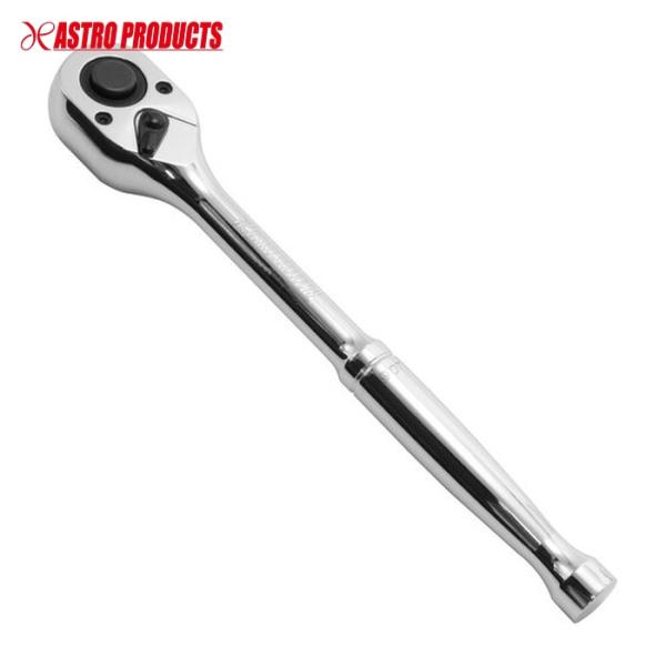 アストロプロダクツ ラチェットハンドル|特長:ソケット差込角1/2DR(12。 7mm)の、ラチェットハンドルです。 回転が滑らかな90ギヤのラチェット機構は、送り角4°と細かい振り幅で、狭いスペースで役立ちます。