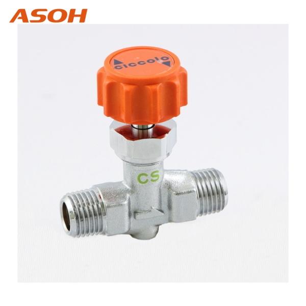 ASOH ニードルバルブ|特長:ニードルバルブと継手の一体化コンパクトな形状です。 特有のカラー感覚とデザインは機器の機能と美観を高めます。