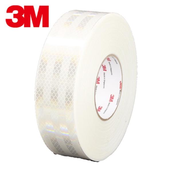 3M 反射テープ|特長:通常の約10倍の輝度(3M製品比較)があり、広角特性にも優れているため、斜め方向からでもはっきりと視認でき、安全確保に効果的です。 最初の反射性能を長期間維持する耐久性を持っています。 通常使用で7年の耐久性を有します。