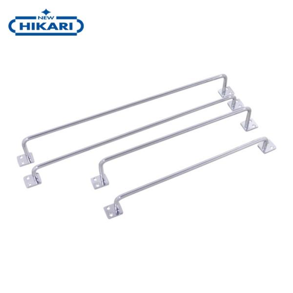 NewHikari 吊金具(ビス止めタイプ)|特長:しっかりとした素材感のアイアンバーです。 シンプルなデザインでインテリアスタイルを選びません。 取付座の角度を自由に変えられ、様々な場所に取り付け可能。