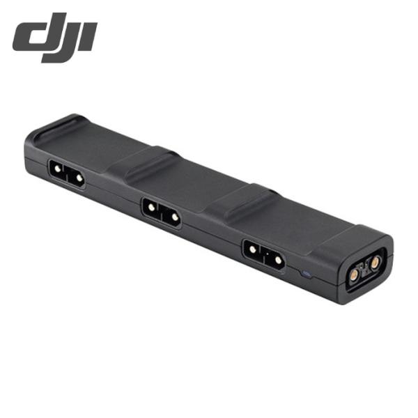 ・DJI FPV バッテリー充電ハブは、DJI FPV 充電器に接続すると、さらに3つのバッテリーを充電することができます。バッテリーを順番に効率よく充電します。・品名:DJI FPV・適合機種:DJI FPV・幅(mm):25・奥行(mm...