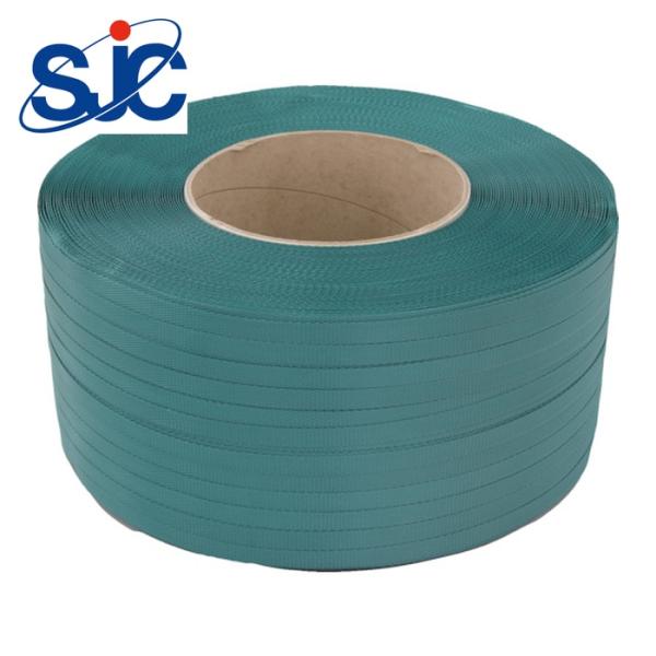 積水 PPバンド|特長:100%リサイクル原料使用PPバンドのカラータイプです。 顔料等の添加剤は除きます。 リサイクル原料を使用しながらバージン原料製品と同等の梱包機適性を実現しました。